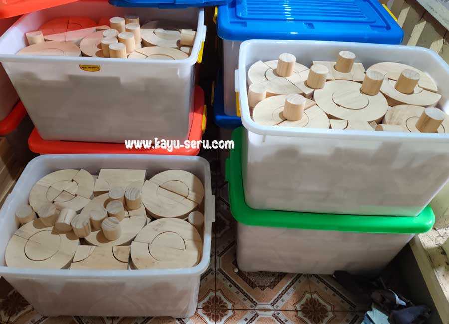 Balok Unit PAUD Seri 500/505 Bahan Kayu Pinus Kering Oven - Kayu Seru